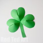 3-D Paper Shamrock Craft – Lesson Plans